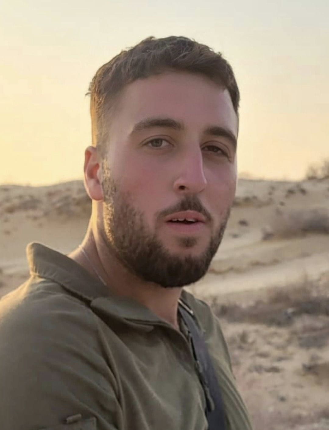 רב"ט אורי לוקר - אתר ההנצחה של תנועת הצופים